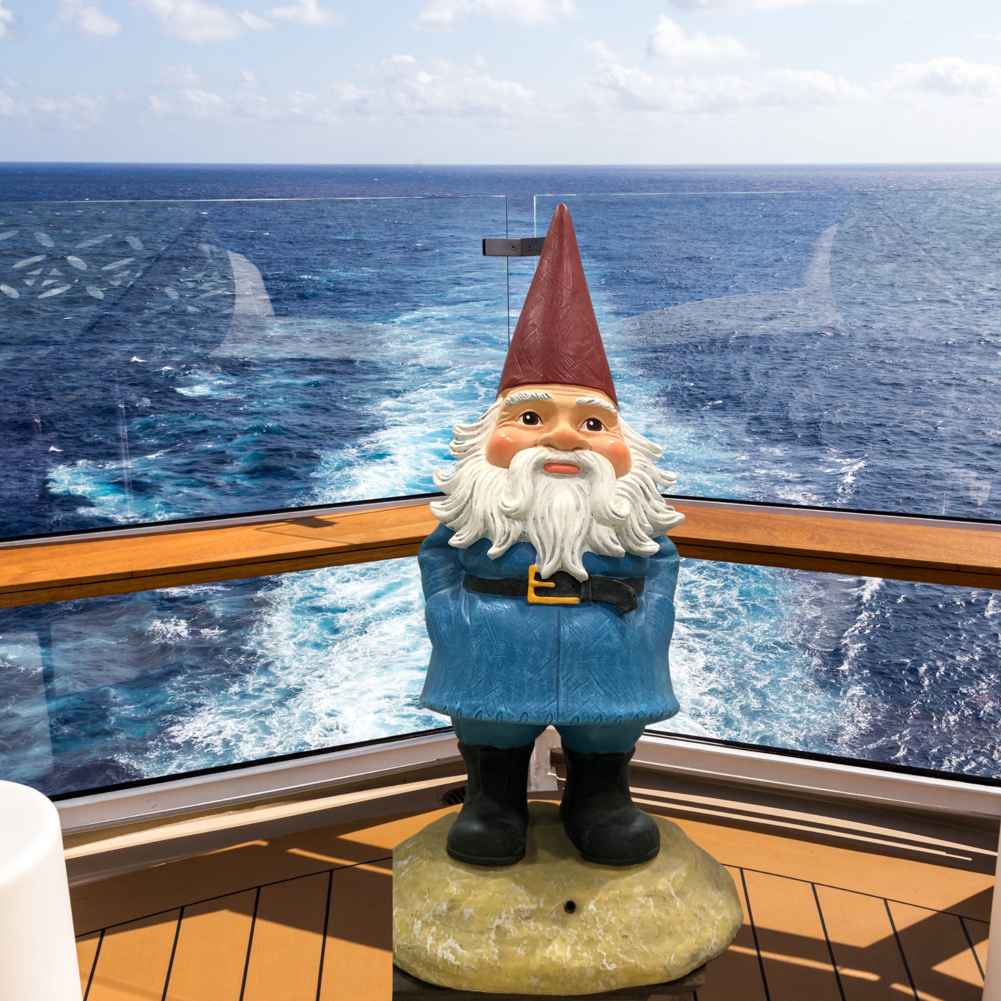 Travelocity Gnome Logo