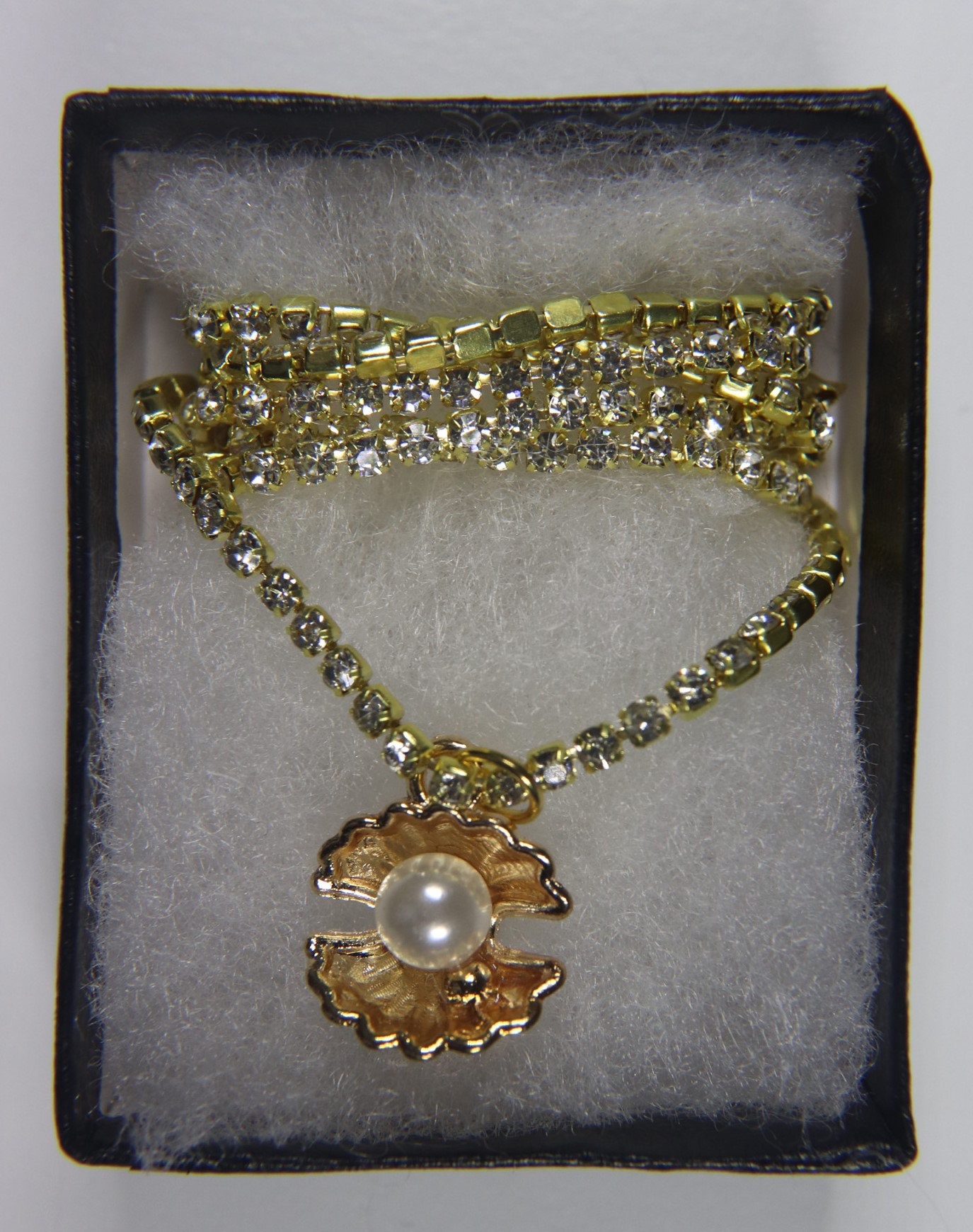 Gold Clam Shell Necklace, Clam Shell With Pearl, Rhinestone Chain ...