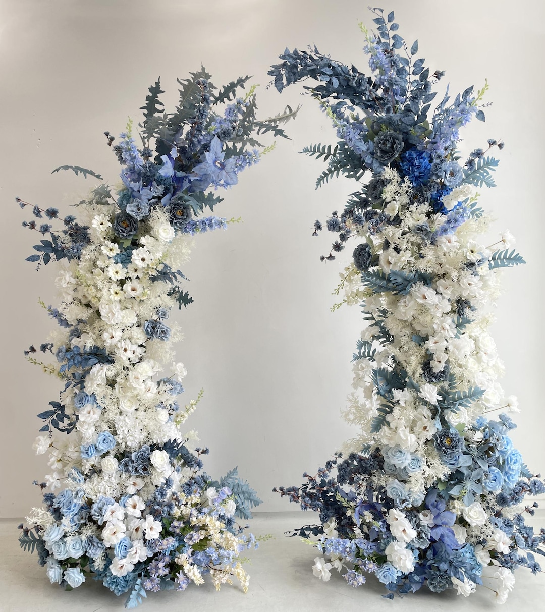 Blue and White Wedding Flower Arrangement With Greenery for Horn Arch ...