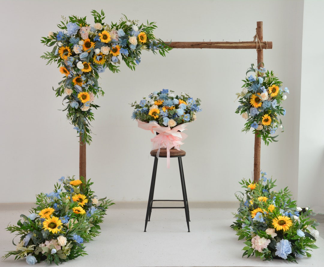 Arch Flower Arrangements With Sunflowers, Roses, and Eucalyptus Wedding ...