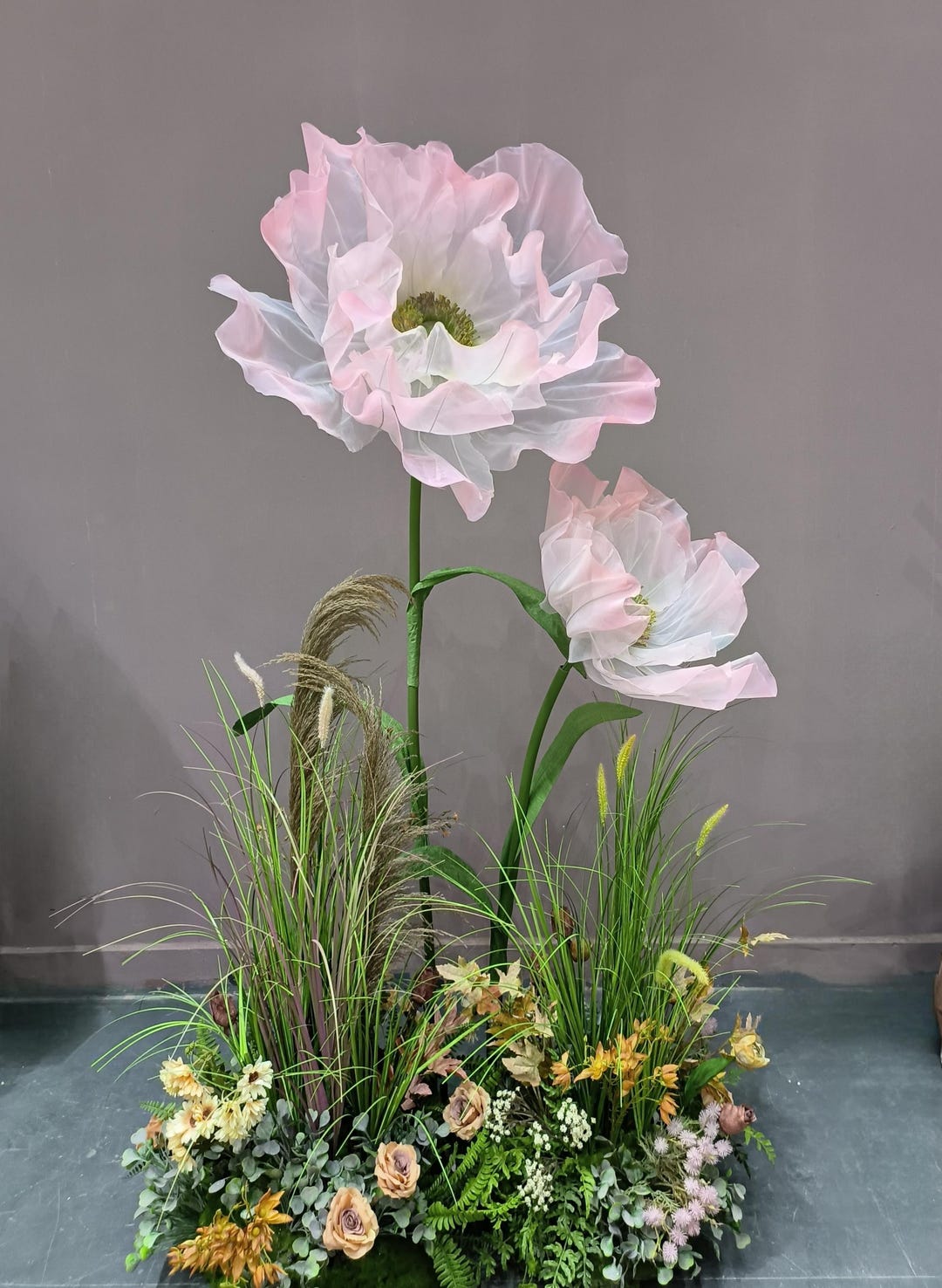 Giant Flower Display for Event and Venue Decoration Handcrafted ...