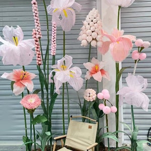 Giant Freestanding Flowers in Paper, Silk, and EVA for Window Displays ...