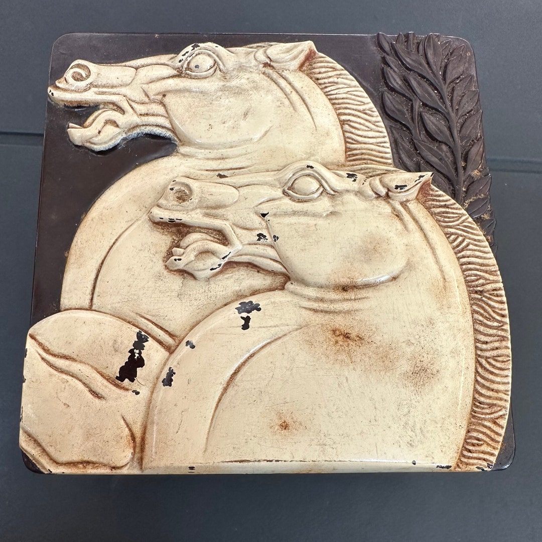 Vintage Hickok Art Deco Bakelite Jewelry Valet Box: Warrior & Horses - Etsy