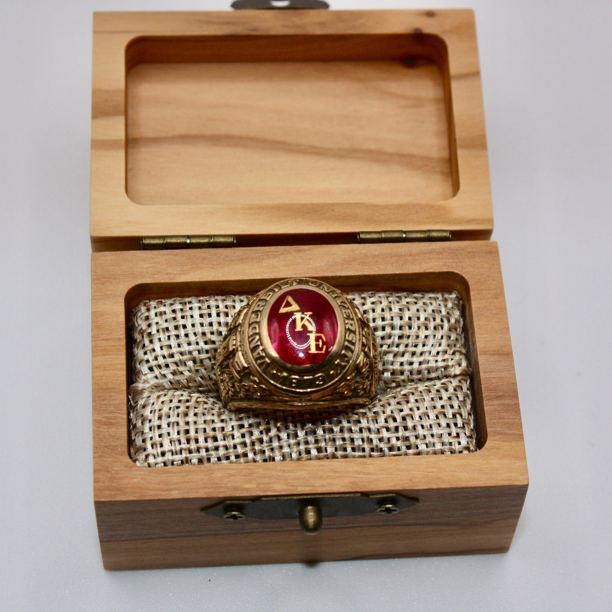 Vintage Large Heavy 1956 Vanderbilt University 10K Yellow Gold Ruby Men ...