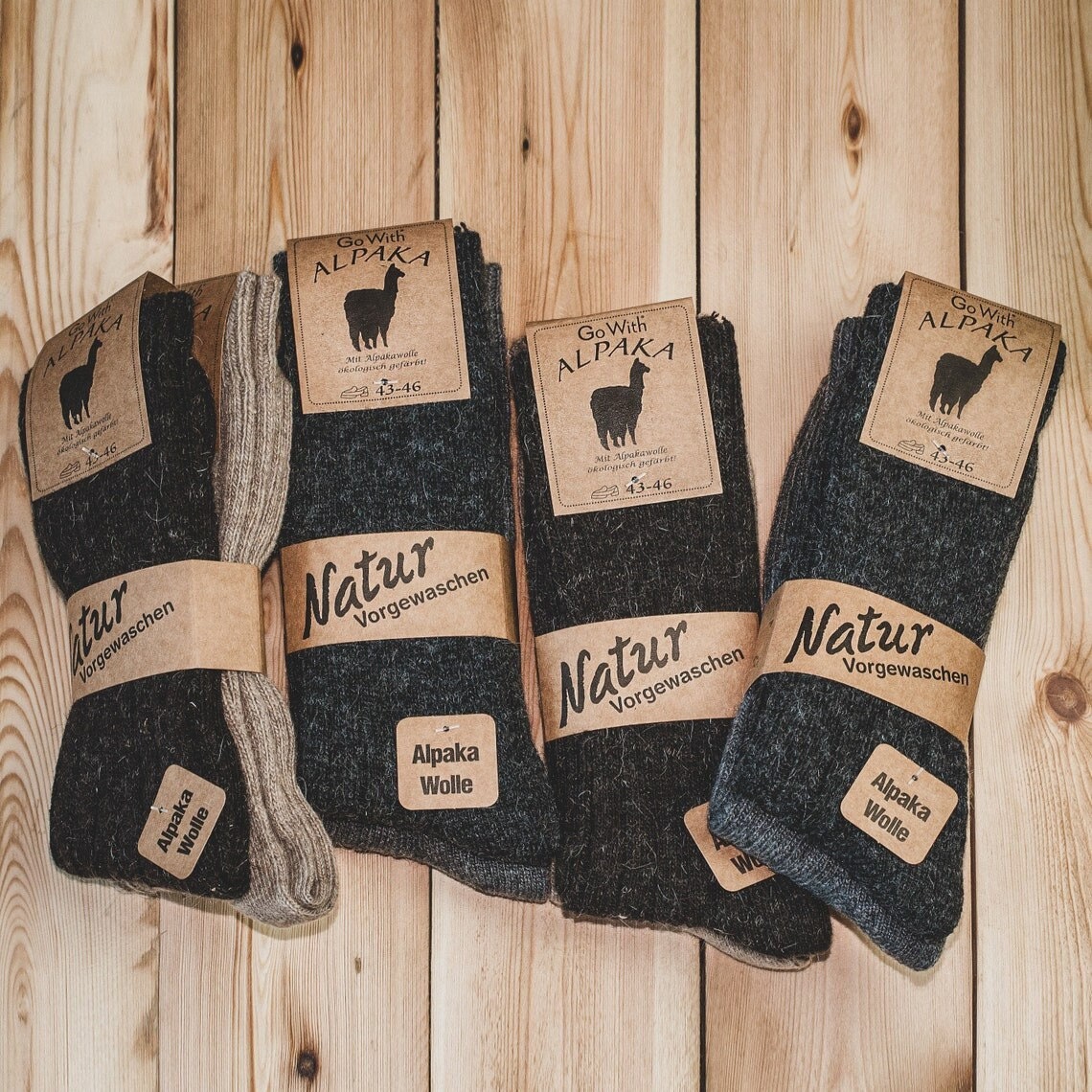 4 PAIRS Alpaca Socks Peruvian Wool Natural Thick Winter Wool Socks for ...