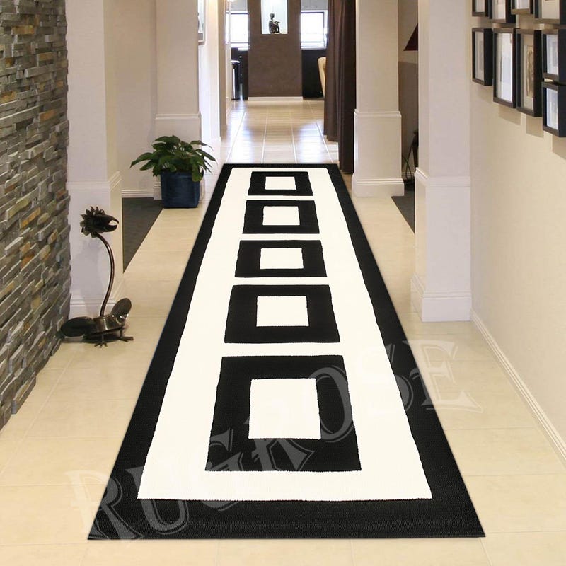 Black Rose Round Rugs - Etsy UK