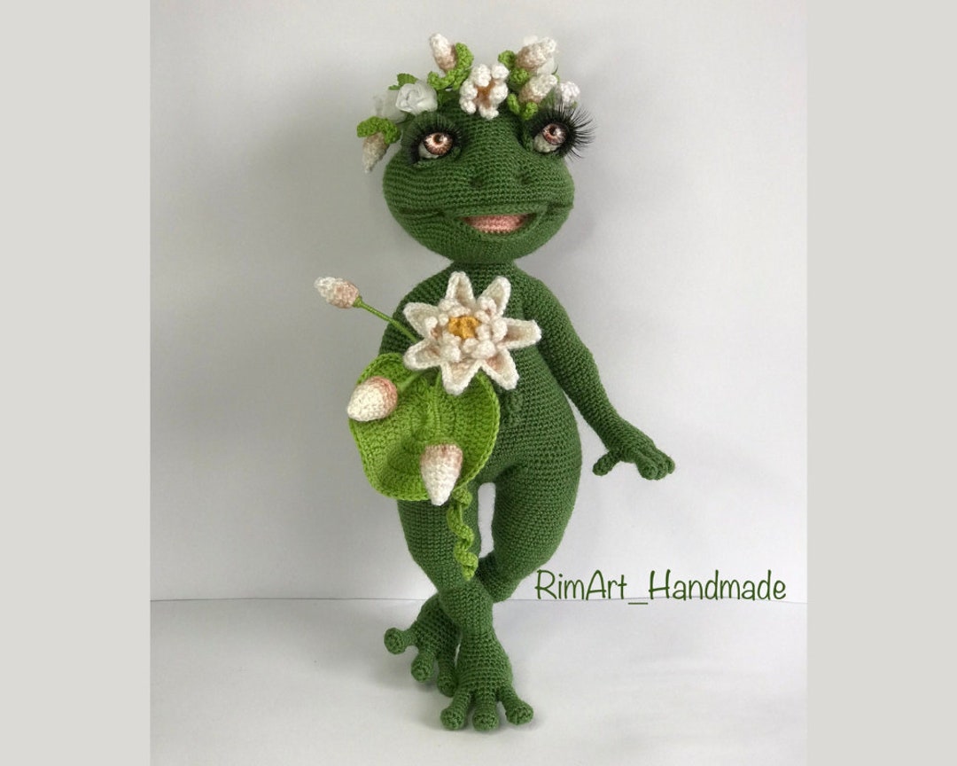 Frog Kim, Amigurumi, Frame Toy, Interior Details, Handmade Gifts - Etsy