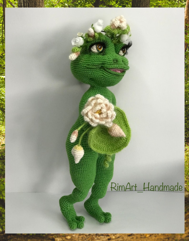 Crochet Pattern Kim the Frog in English in Lithuanian and in - Etsy