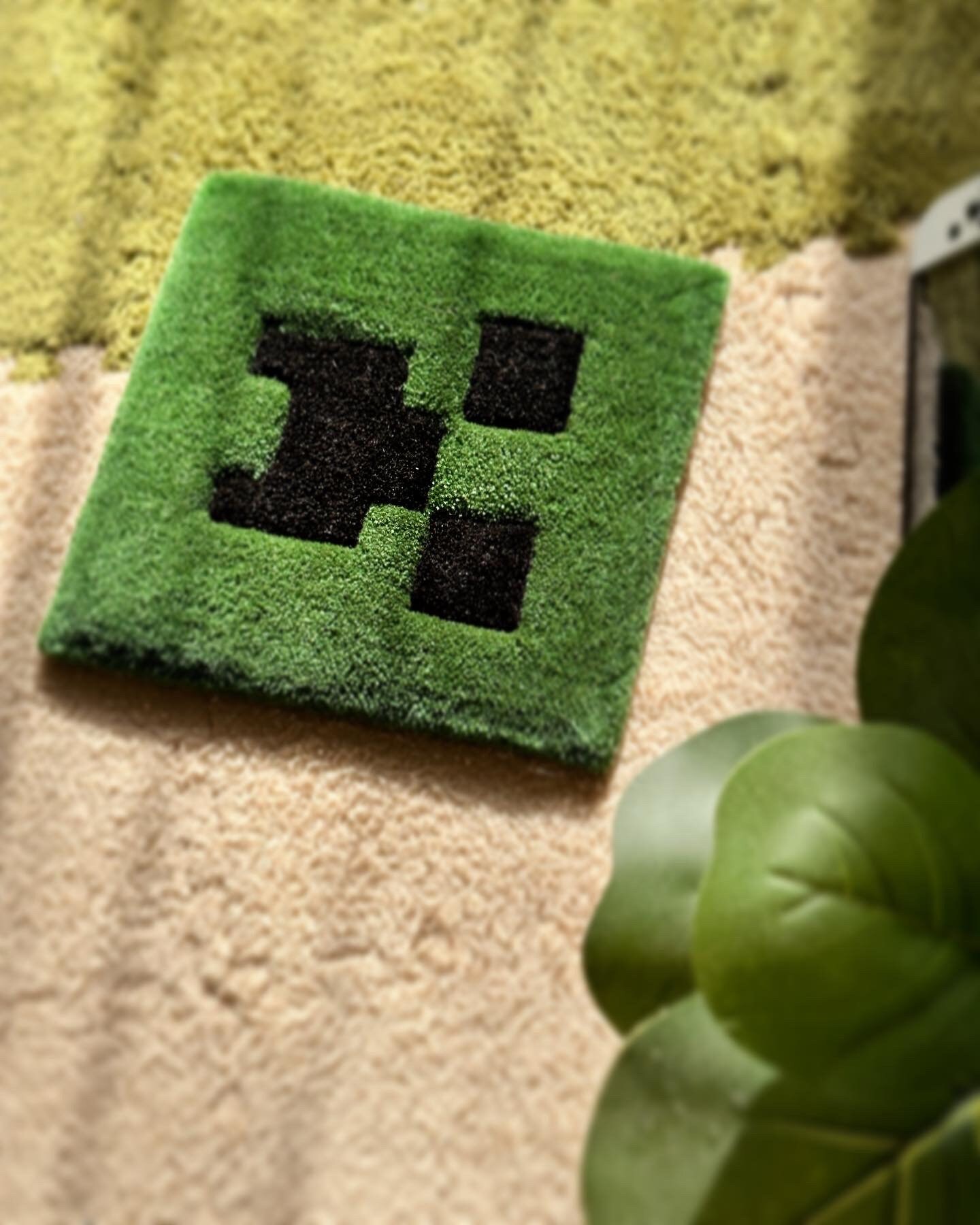 Coaster Creeper Minecraft / Minecraft Art / Hand Tufted Rug / - Etsy