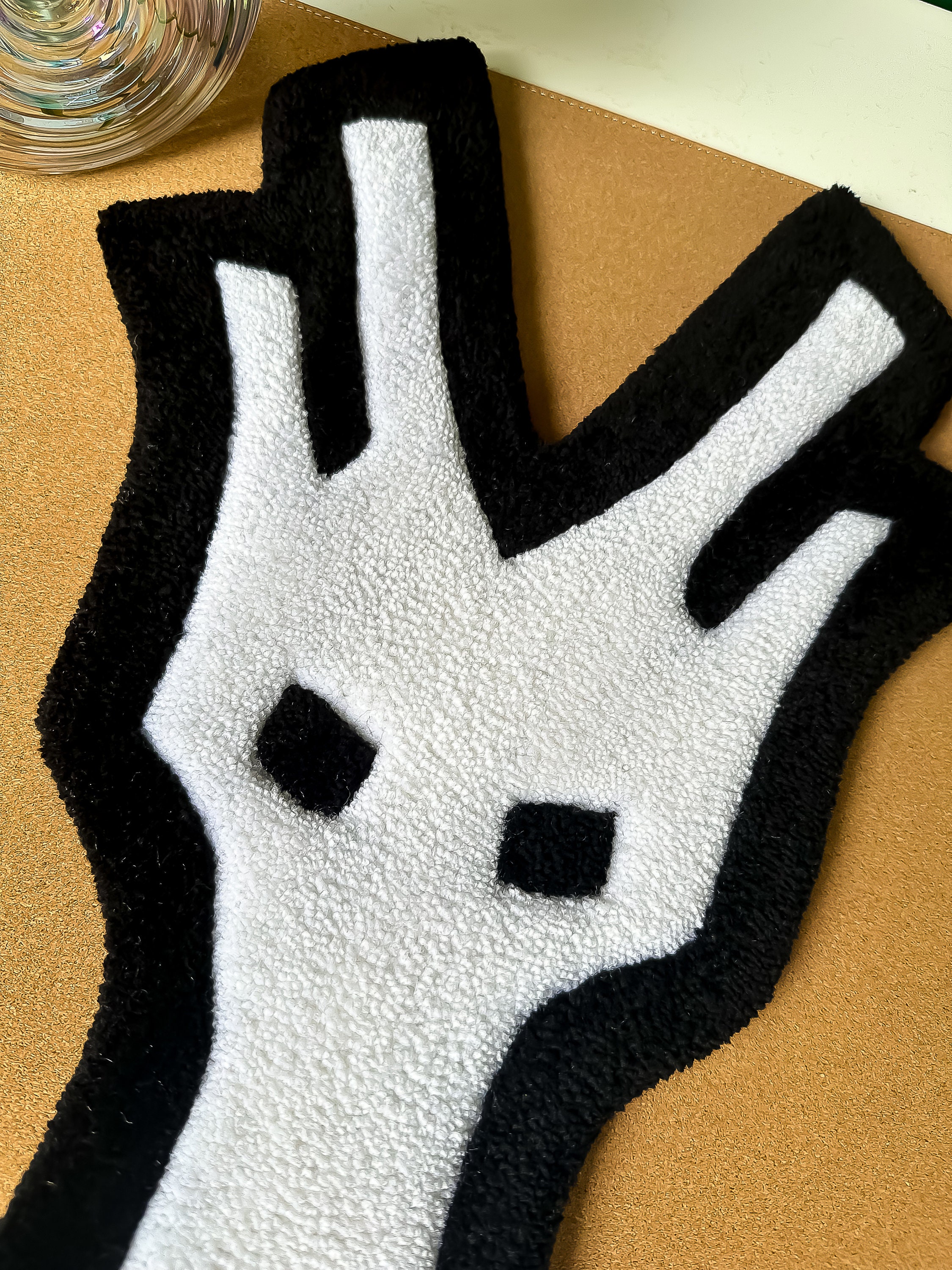 Skyrim Dragon Lairs Tufted Rug / Skyrim Collection / the Elder Scrolls ...