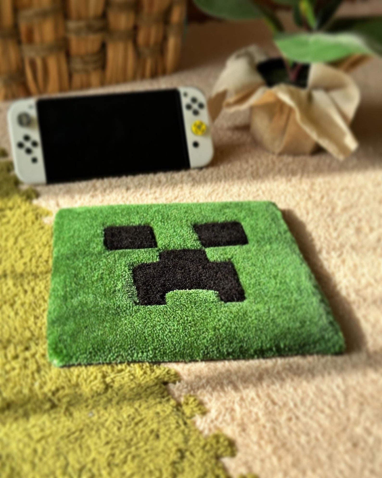 Coaster Creeper Minecraft / Minecraft Art / Hand Tufted Rug / Minecraft ...