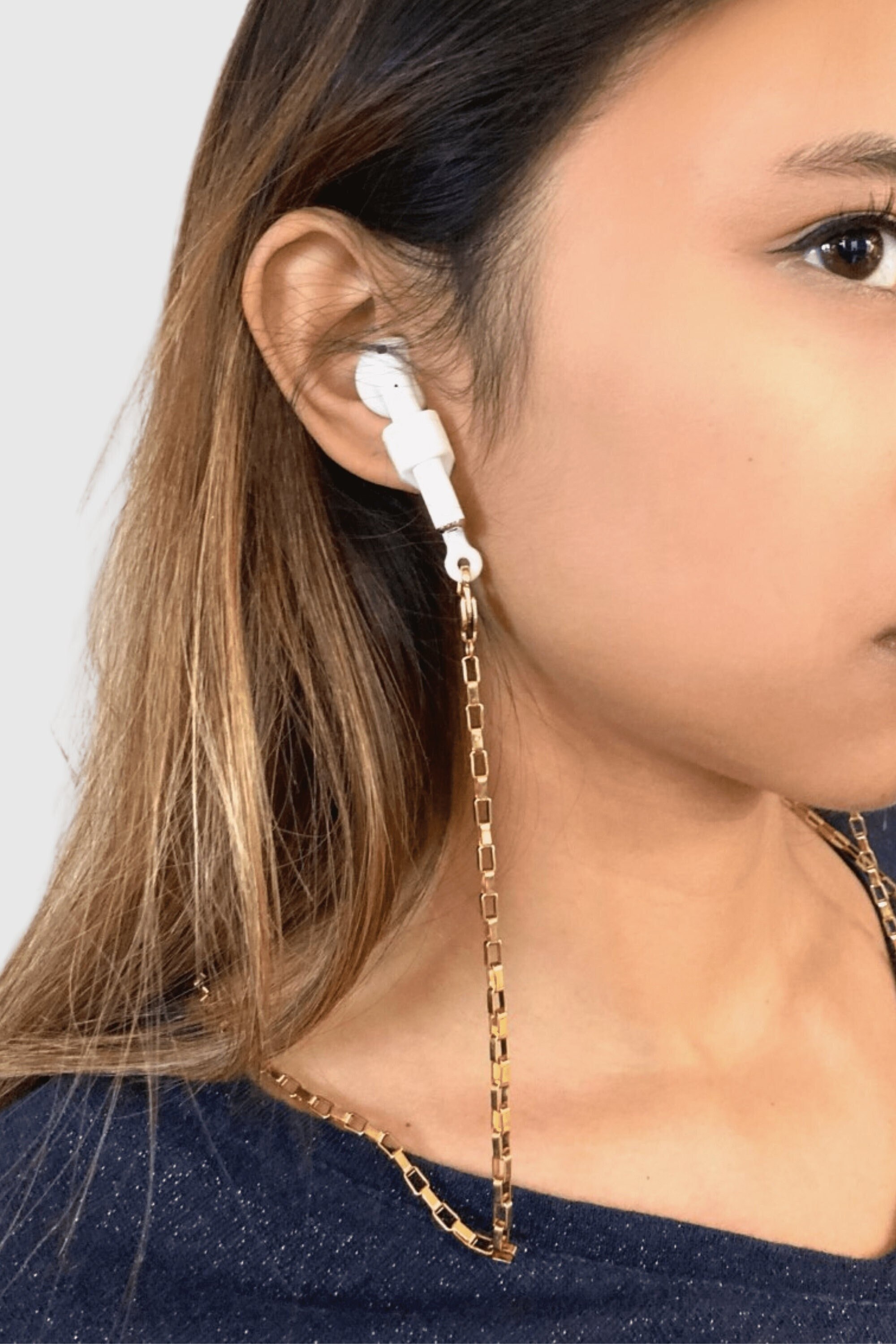 2-in-1 Chain: Airpods Chain + Glasses Chain - Stainless Steel Gold ...
