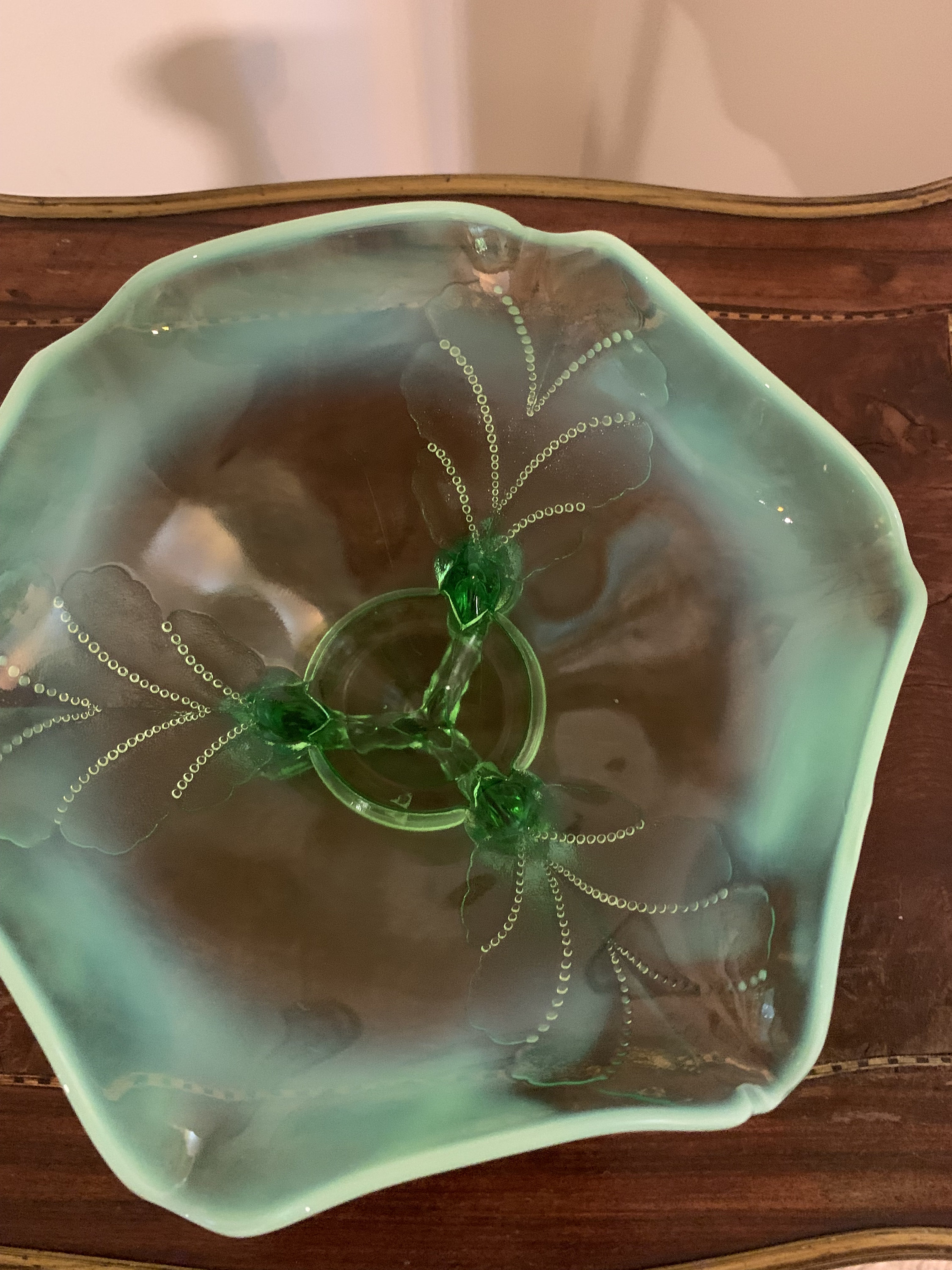 Early 1900's Dugan Winter Cabbage Design Opalescent Green 3 Footed Bowl ...