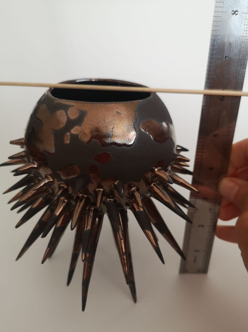 Black Ceramics Black Spiked Vase Bowl, Top Quality Decorative Conker ...