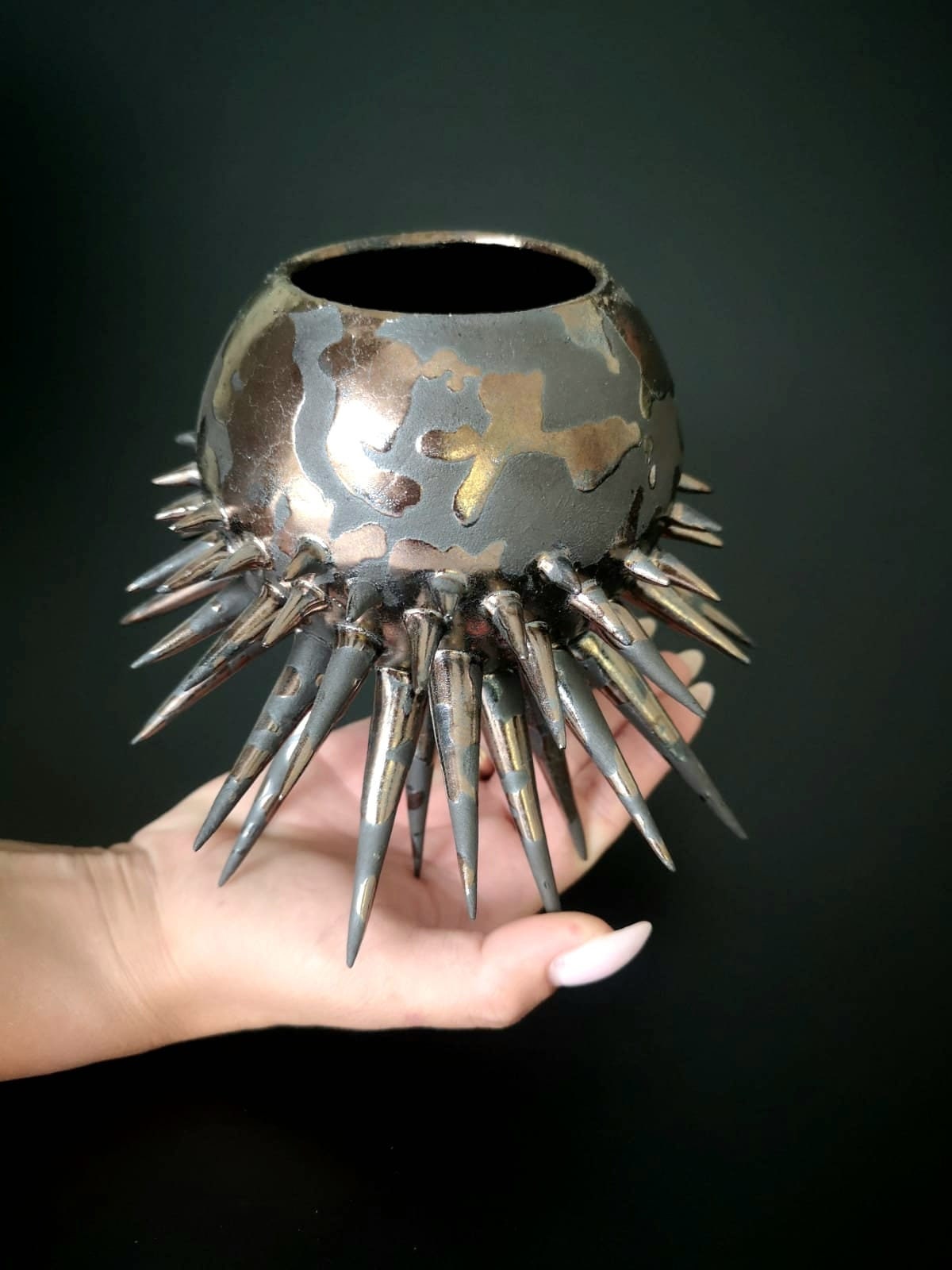Black Ceramics Black Spiked Vase Bowl, Top Quality Decorative Conker ...