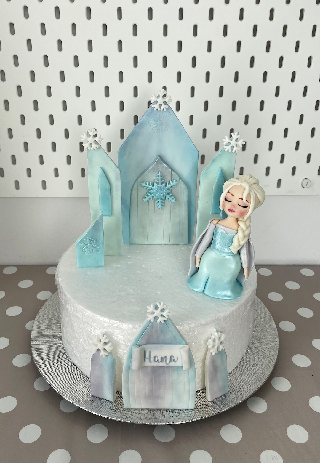 Elsa Cake Topper, Elsa Fondant Figure, Frozen Fondant Figures, Ice ...