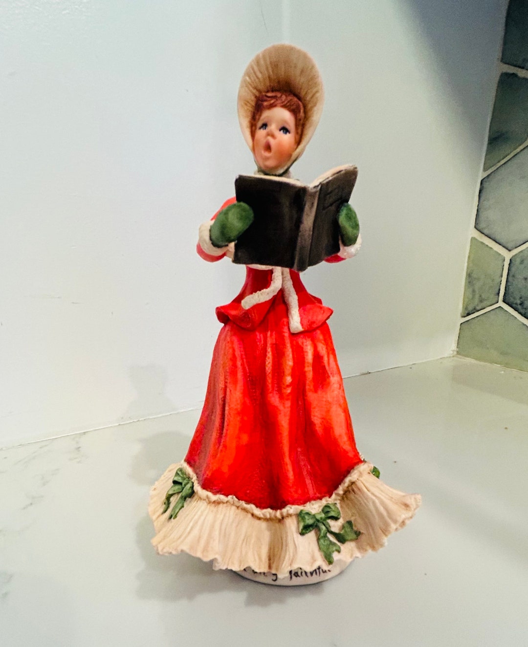 Vintage Simpich Woman Singer Christmas Caroler Porcelain Figurine “O ...