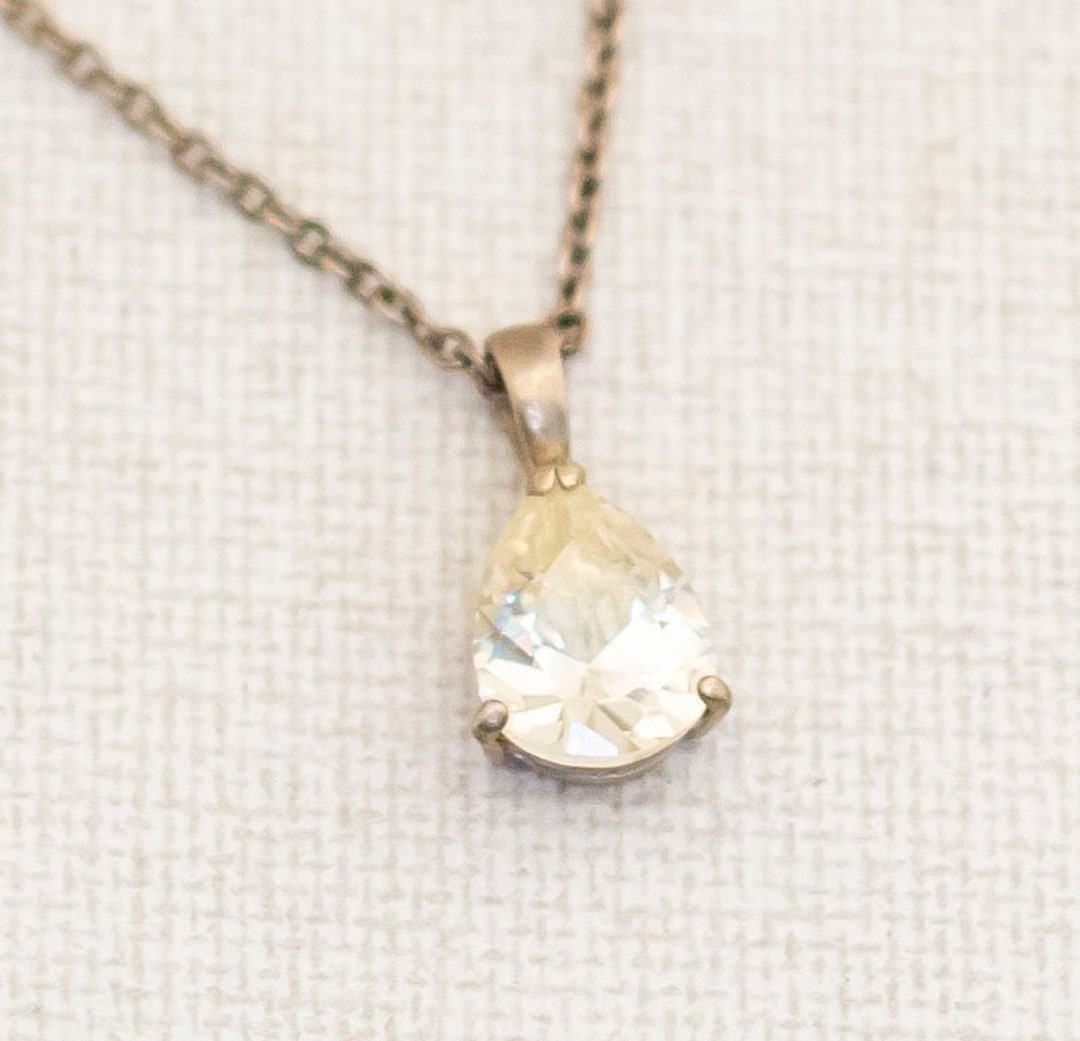 Vintage Graceful Teardrop Crystal Necklace 18 Inch by Avon - T3 - Etsy