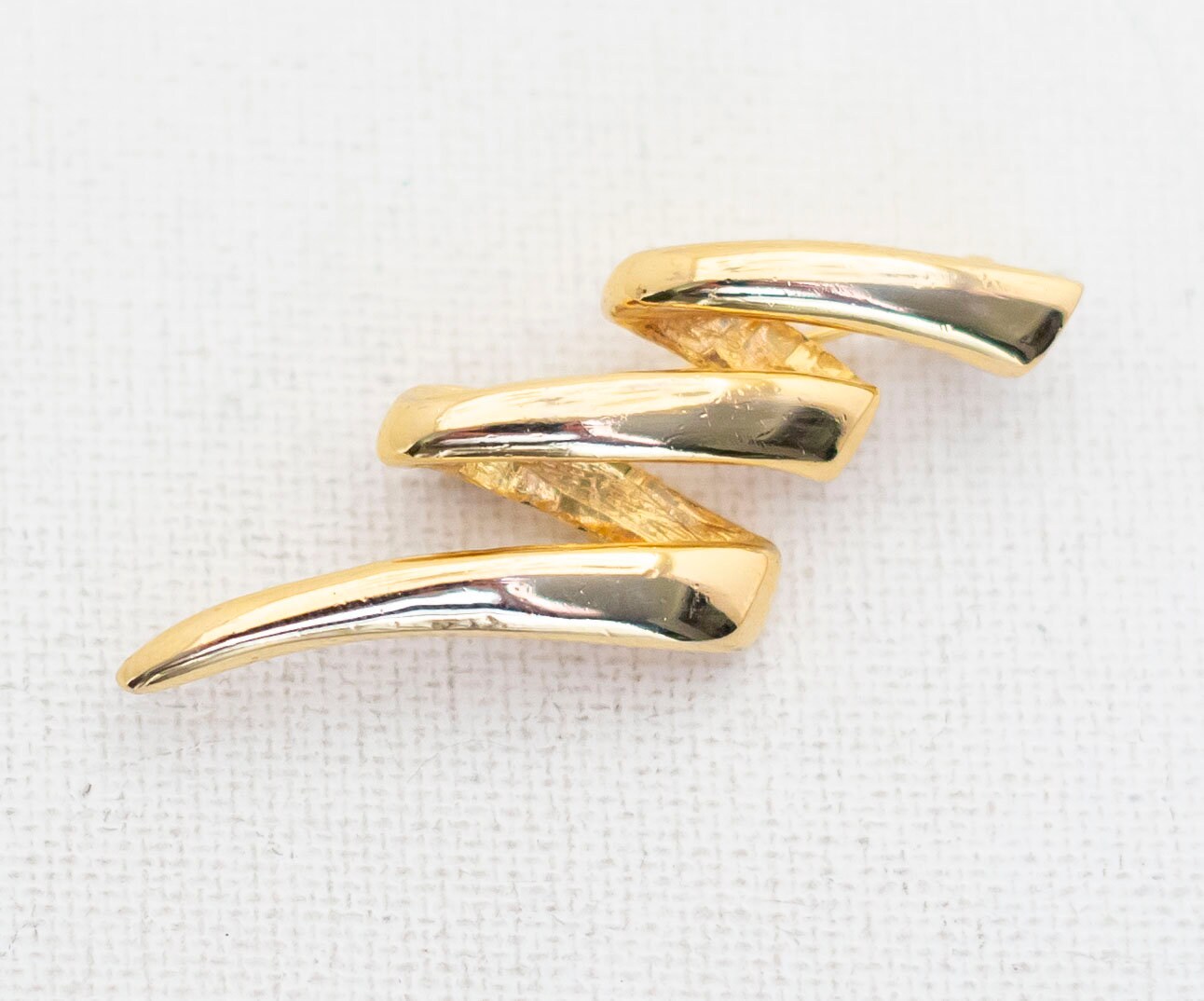 Vintage Thunder Strike Gold Tone Brooch T9 - Etsy