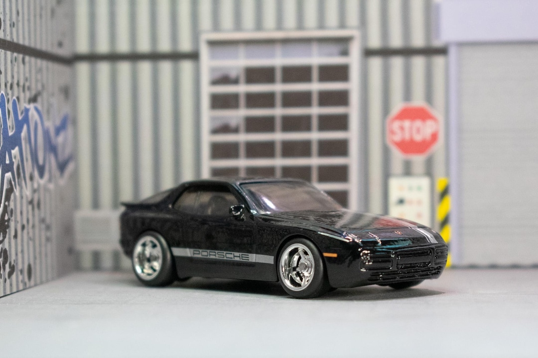 Custom Hot Wheels Porsche 944 Turbo 1989 - Mattel - Porsche - Diecast ...