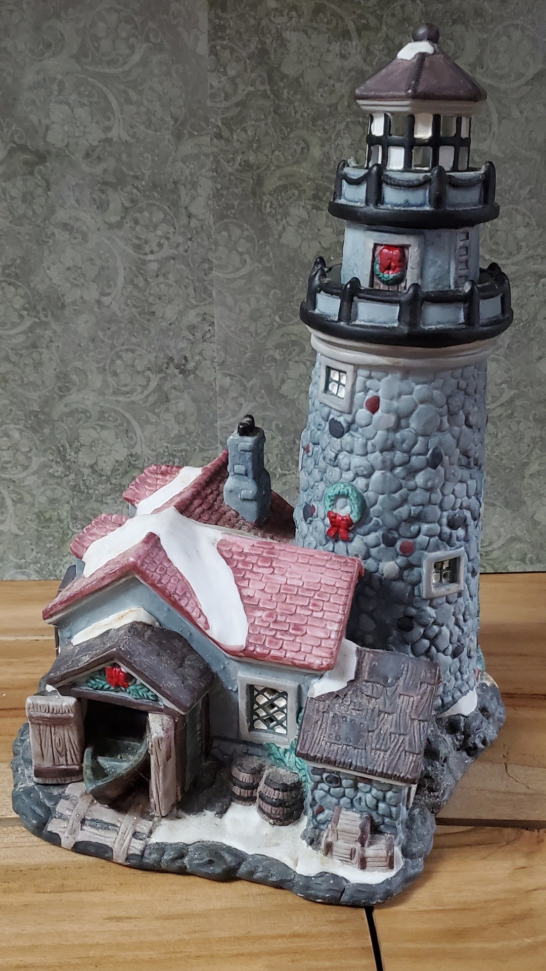 2001 Santa's Workbench Collection Victorian Series Lighted Greystone ...