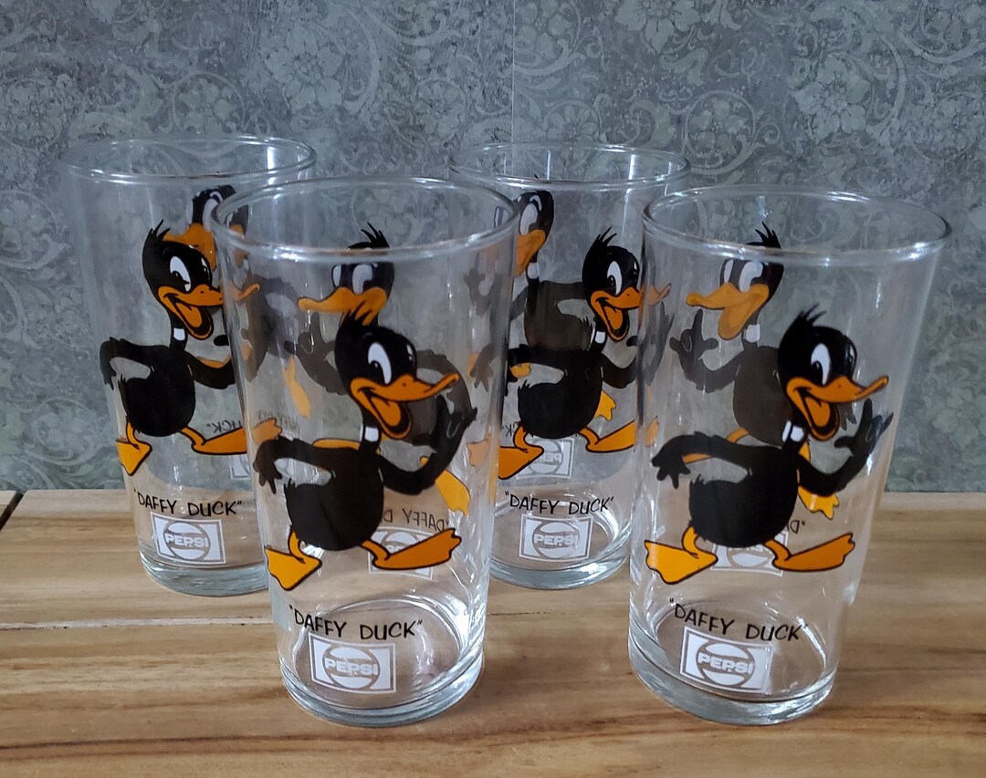 4 Daffy Duck Glasses 1973 Pepsi Collector Series Warner Brothers Looney ...