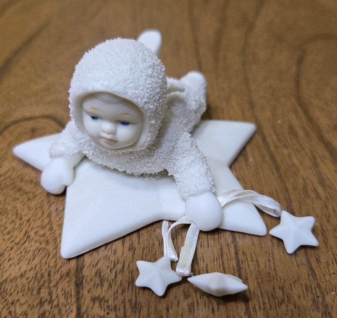 Vintage Snowbabies Department 56 Baby on Star Bisque Ornament ...