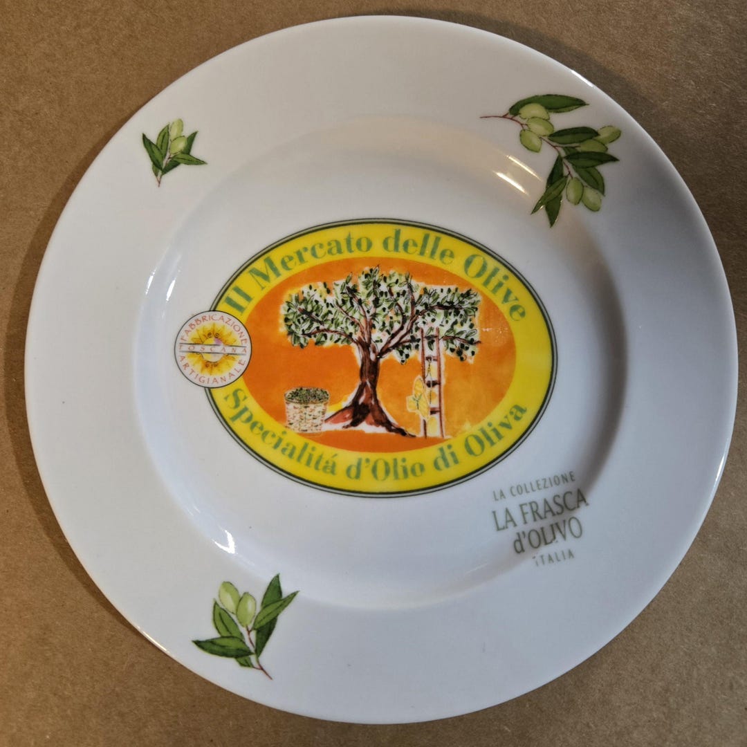 Crate & Barrel La Frasca D'olivo Hors D'oeuvres Plates 7" Appetizer ...