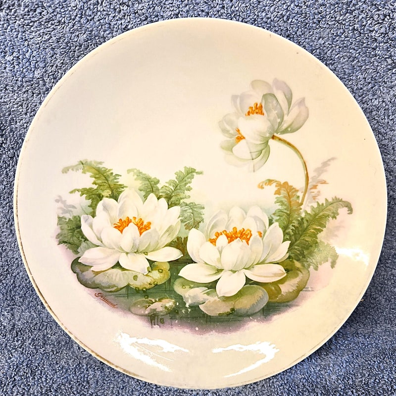 Water Lily Plate - Etsy