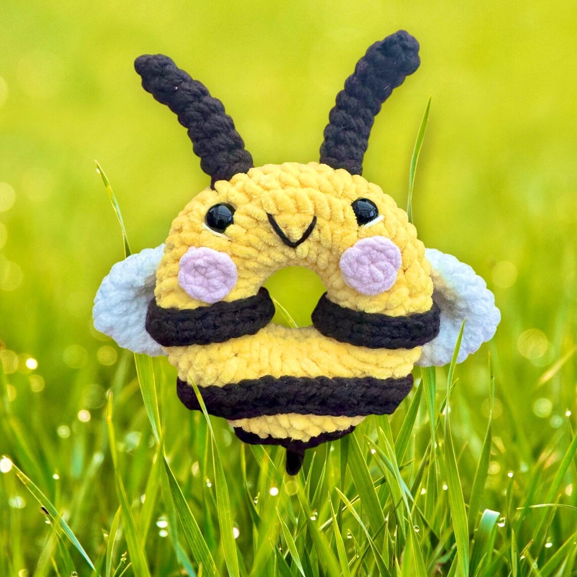 Bombo the Bumblebee, Ring Crochet Pattern- Donut Ring Plushie Toy ...