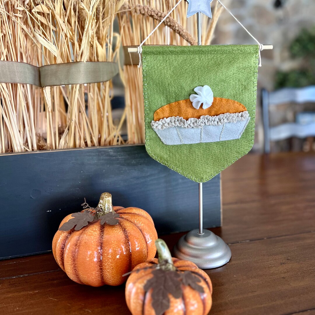 DIY Kit Pumpkin Pie Pennant, Felt, Fall Decor, Thanksgiving - Etsy