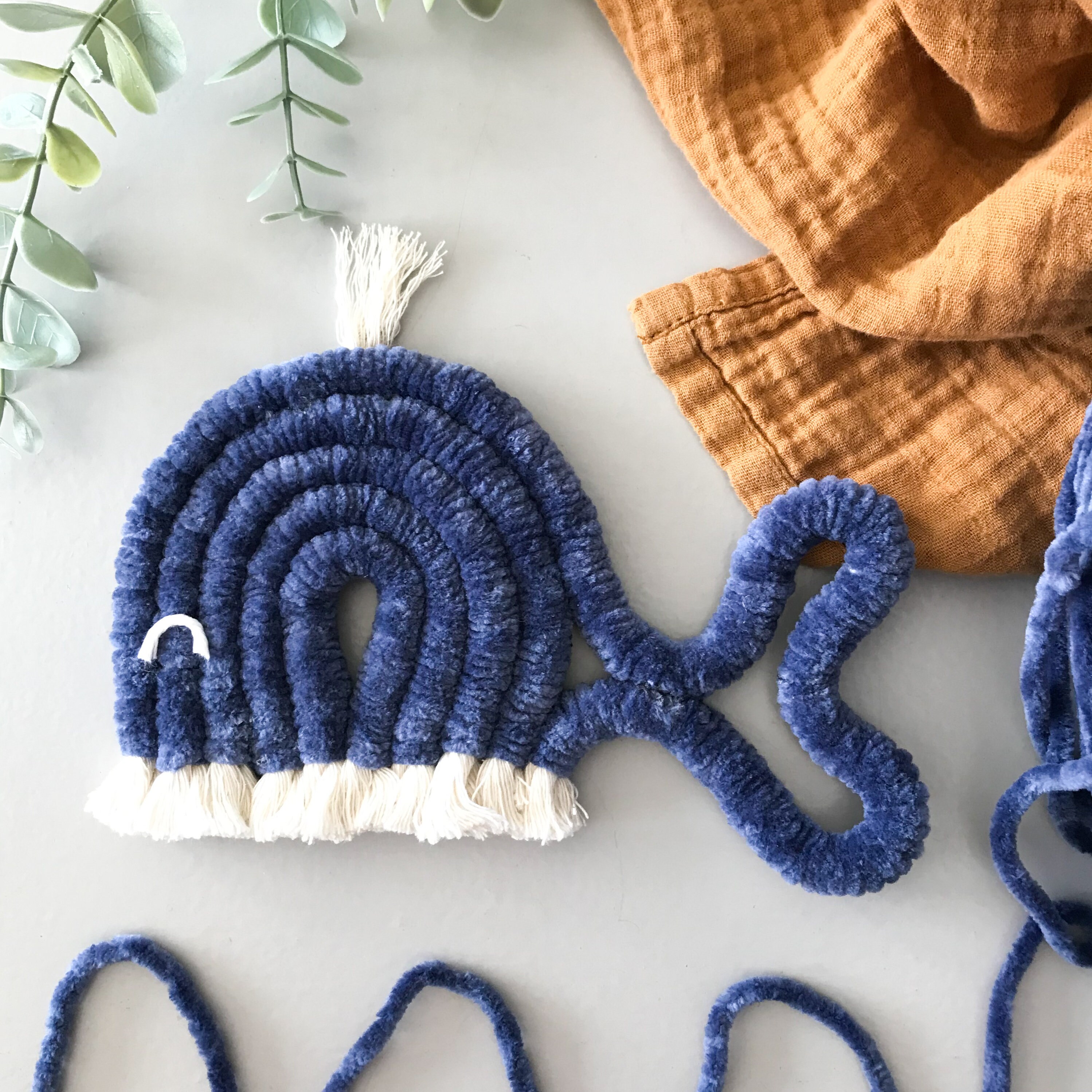 Whale Wall Hanging / Whale Nursery Decor / Macrame Wall - Etsy