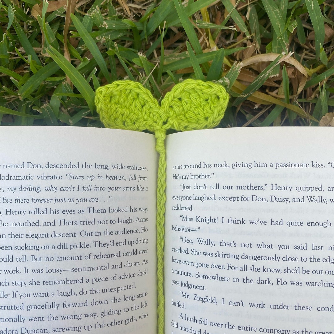 Crochet Sprout Bookmark ∙ Crochet Leaf Bookmark ∙ Sprout Bookmark ∙ ...