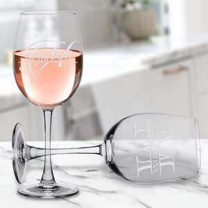 Custom Monogram Wine Glass, Custom Engraved 12oz Wine Glass, Bridesmaid ...