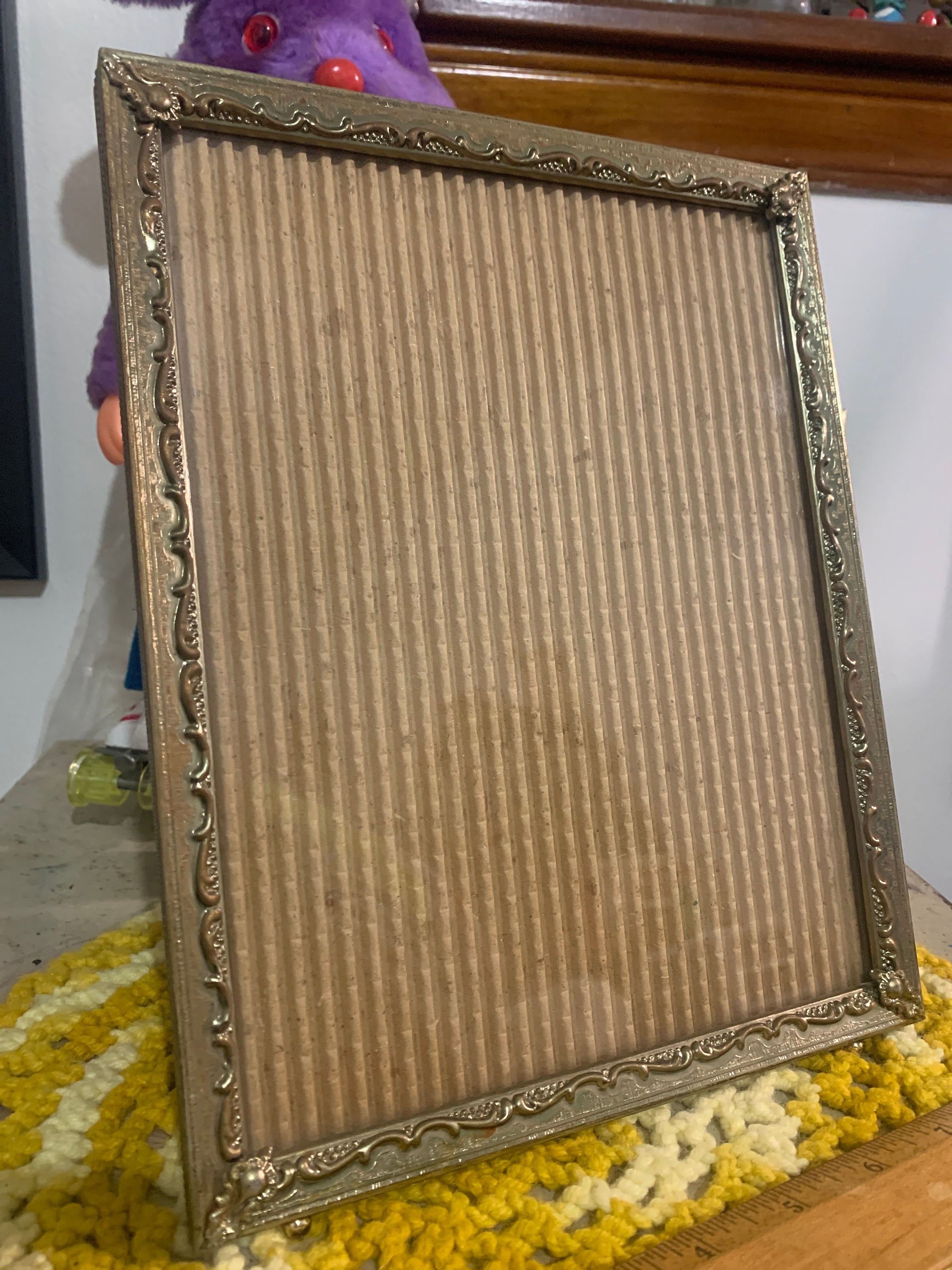 Vintage 8 X 10 Embossed Gold Tone Photo Frame Ball Feet Velvet Easel ...