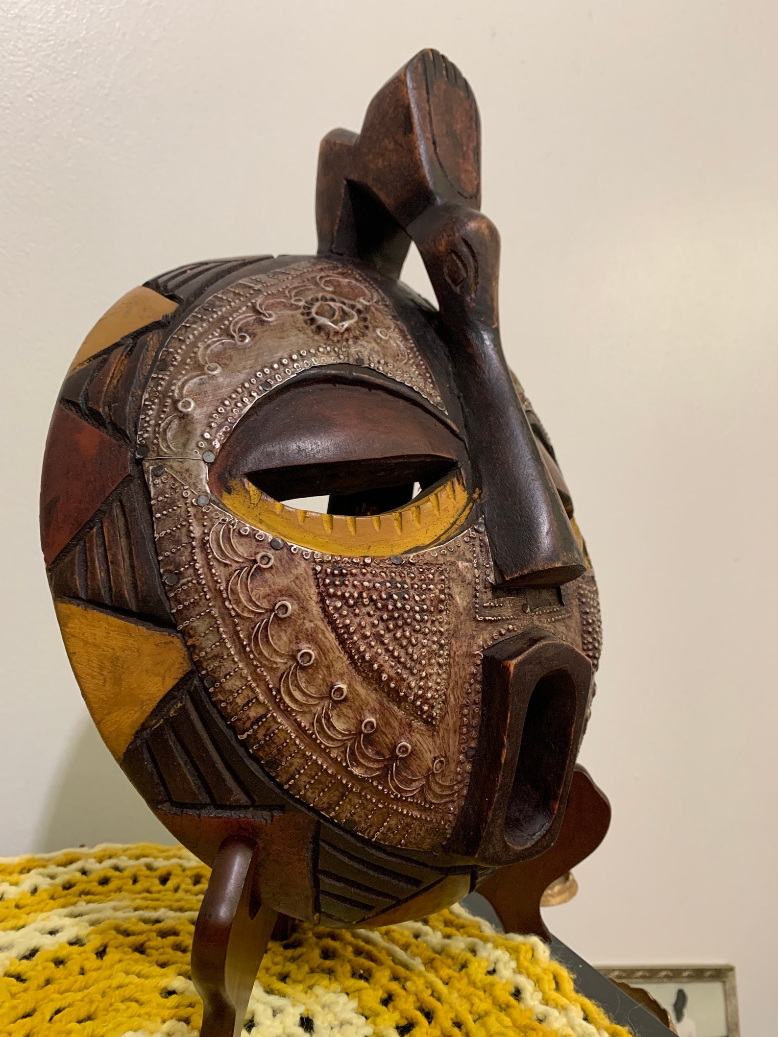Circular Hand Crafted and Painted West African Mask, "bird of Happiness ...