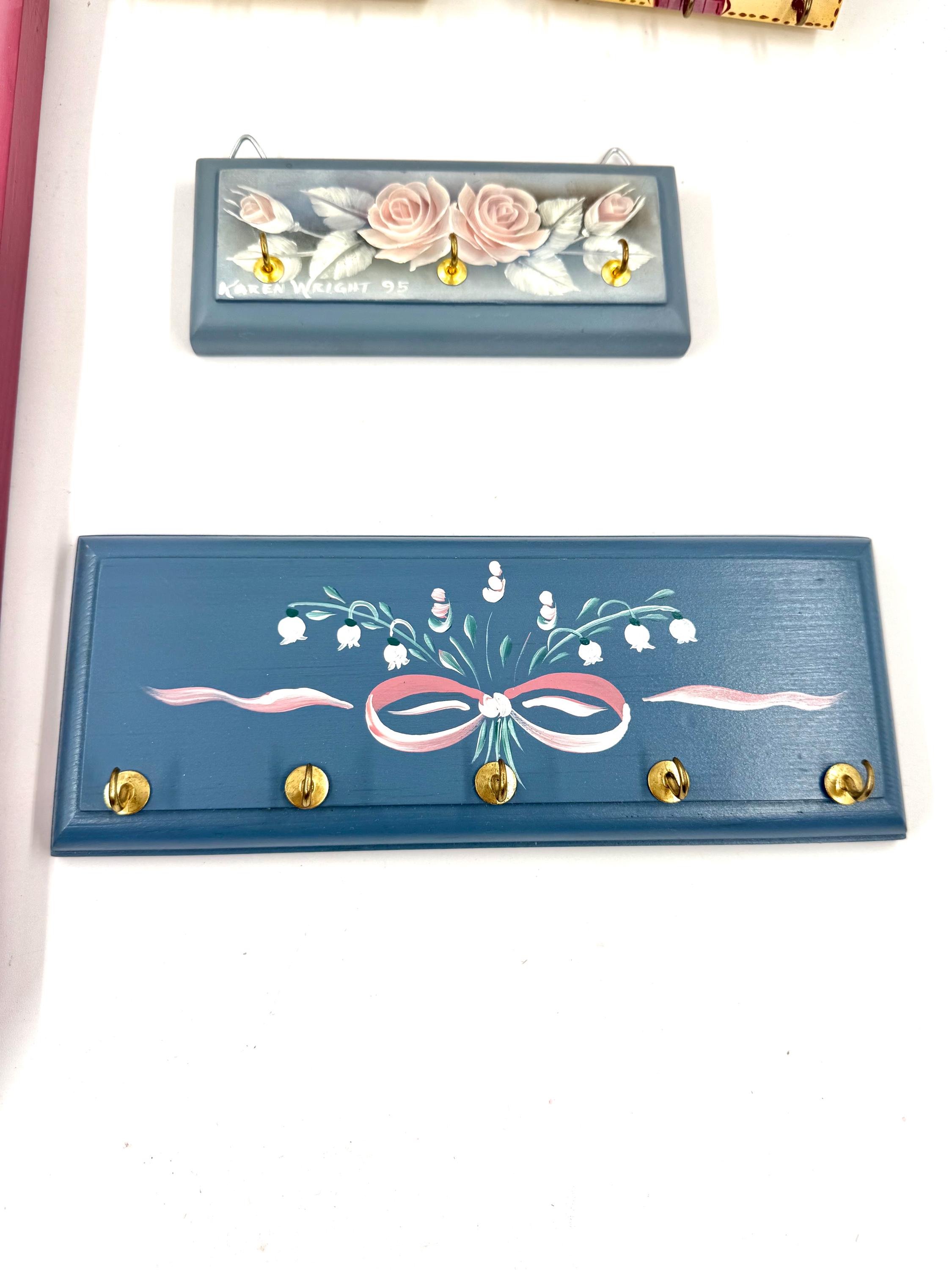 Vintage Grandma Core Decor | Grand Millennial | Kitschy Decor | 90s ...