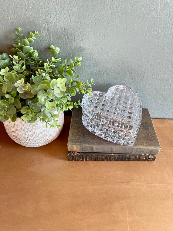 Vintage heart shaped glass - Gem