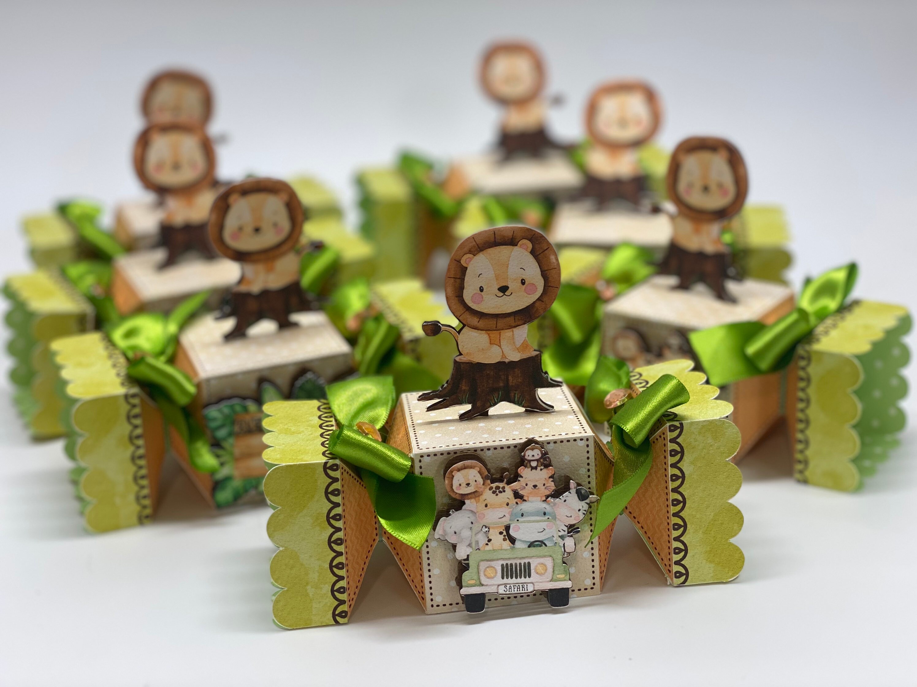 SAFARI Party Favor. Safari Treat Boxes Party Decor Shaker - Etsy