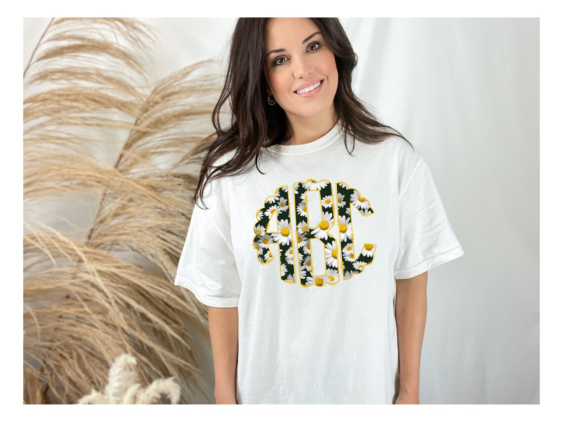 Daisy Single Custom Monogram Personalized Floral Monogram Cute T-shirt ...