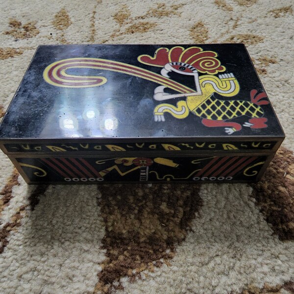 Metal Gift Box - 60+ Gift Ideas for 2024