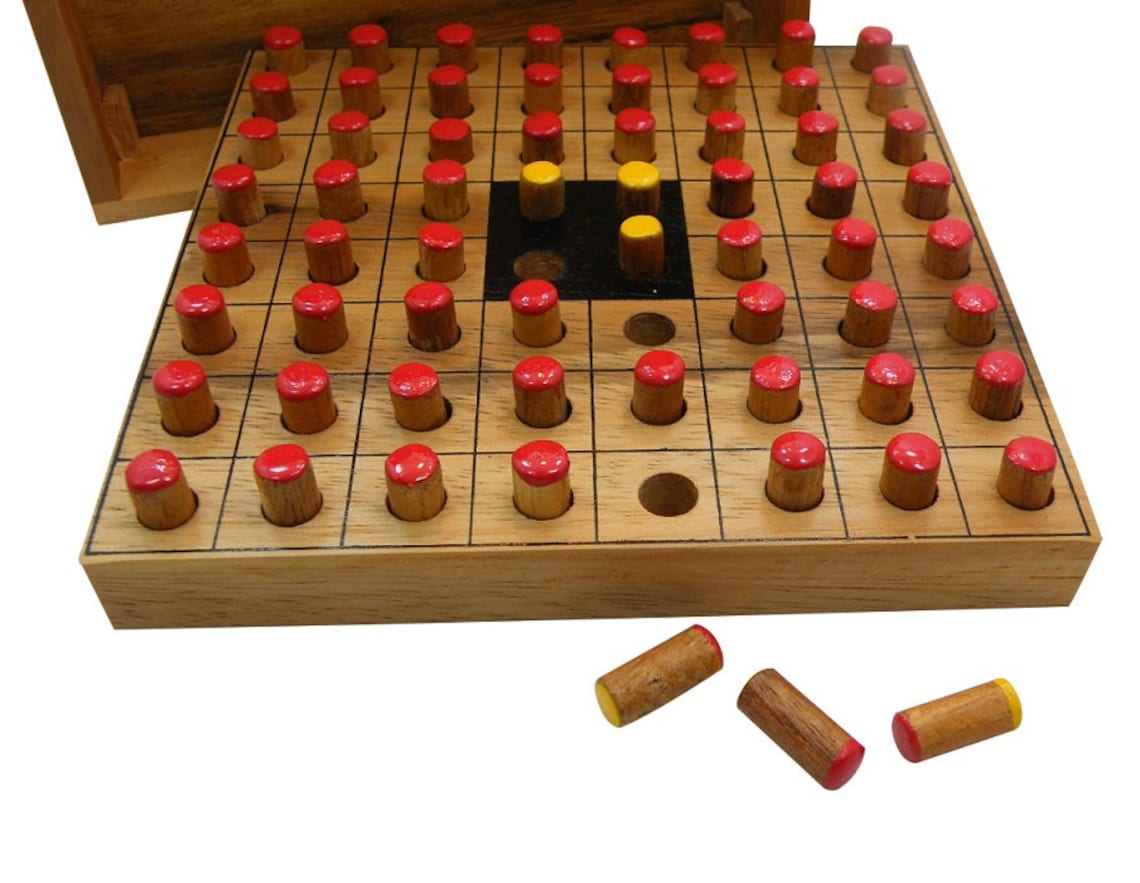 Othello / Reversi - Wooden Strategy Game - Etsy