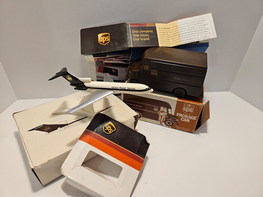 Lot of 3: Vintage UPS Next Day Air 2nd Day Air Model 6 Airplane W/stand ...