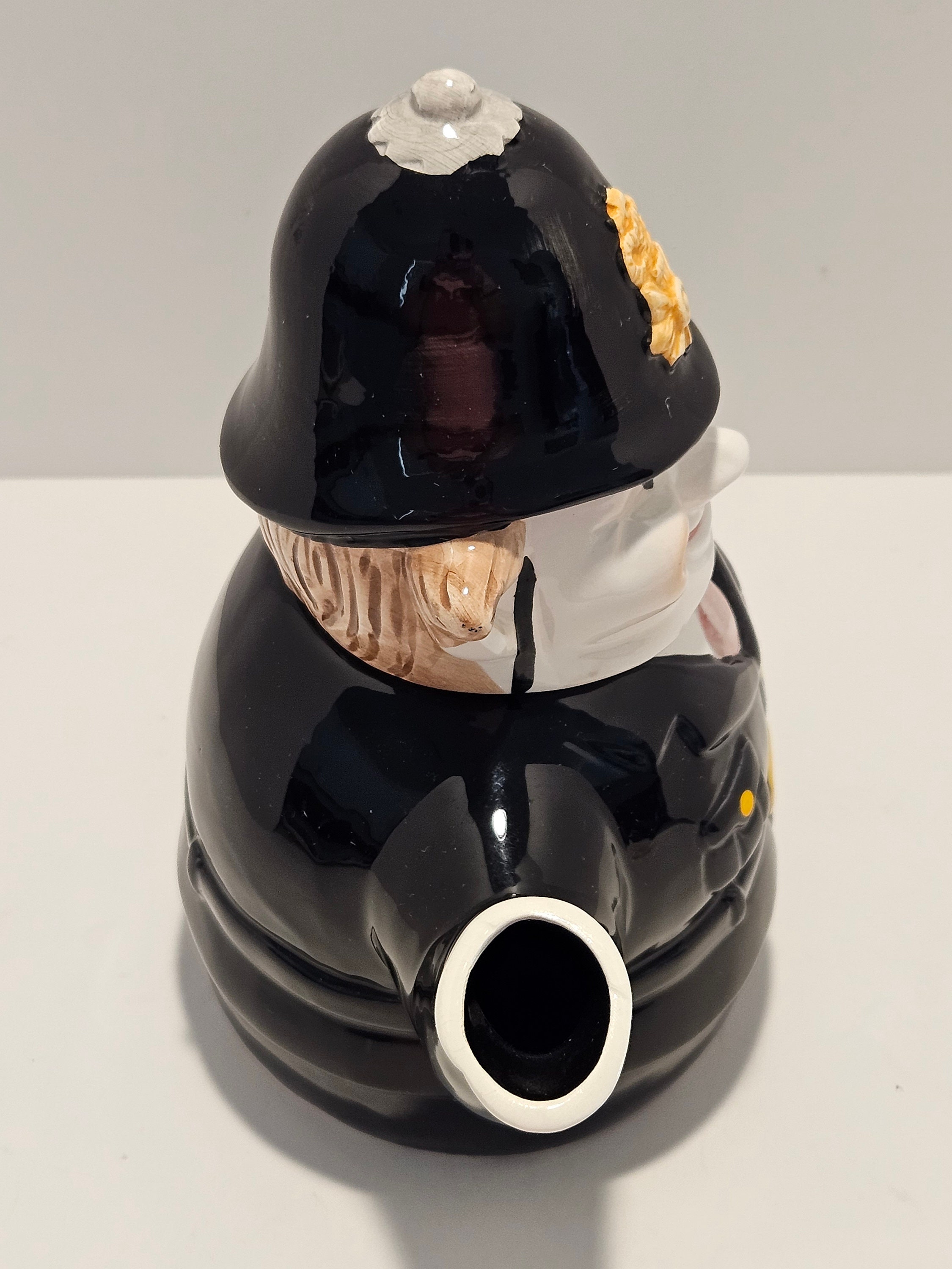 Vintage Ceramic Bobby Teapot, English Bobby, Police Officer, Cop 1970 ...