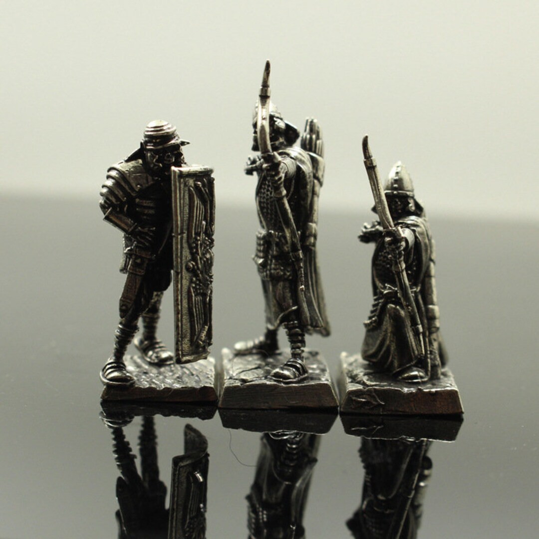 Tabletop Game Ornaments, Hand-made Metal Lost Roman Legionnaire Model ...
