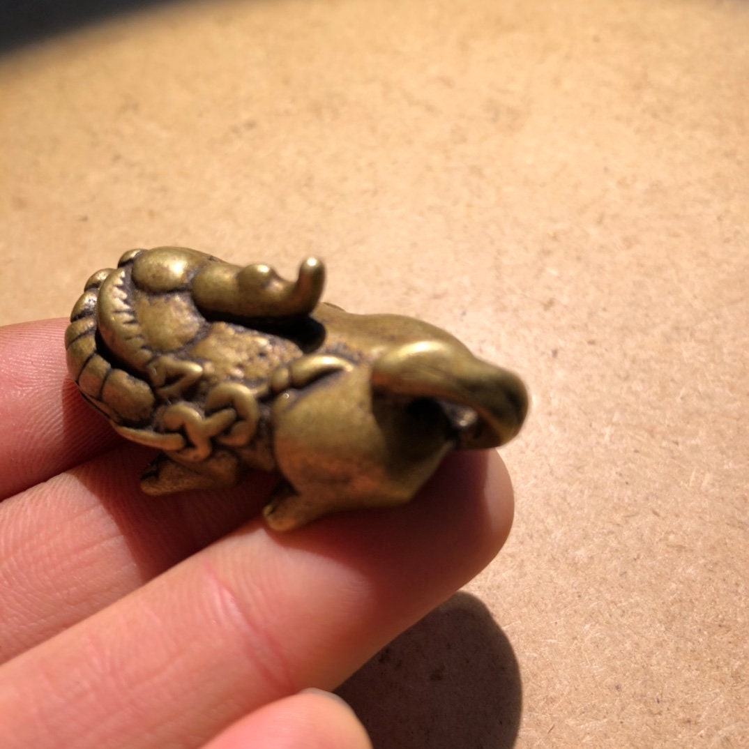 Antique Brass Pixiu Small Ornament, Copper Micro-carved Auspicious ...
