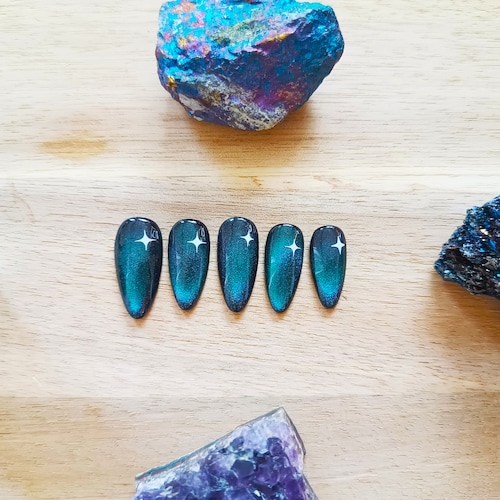 Holo Cat Eye Press on Nails - Etsy