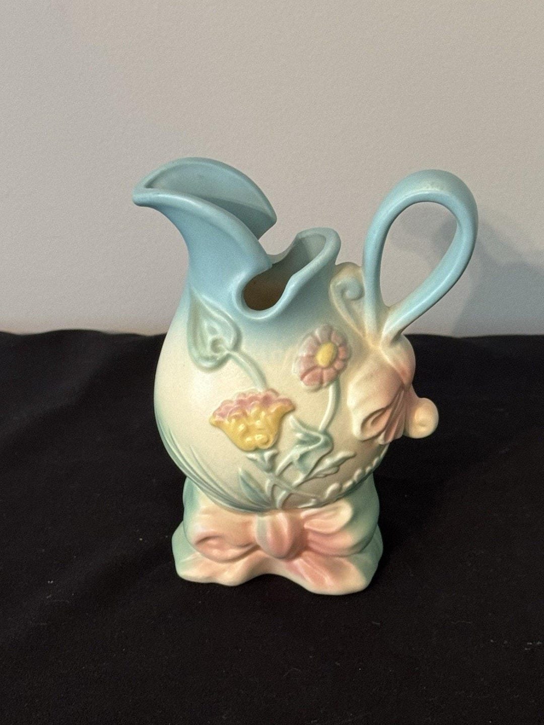 Vintage Hull Art Pottery Pink Pastel BOW KNOT B-1 Pitcher 5 1/2" Flower ...