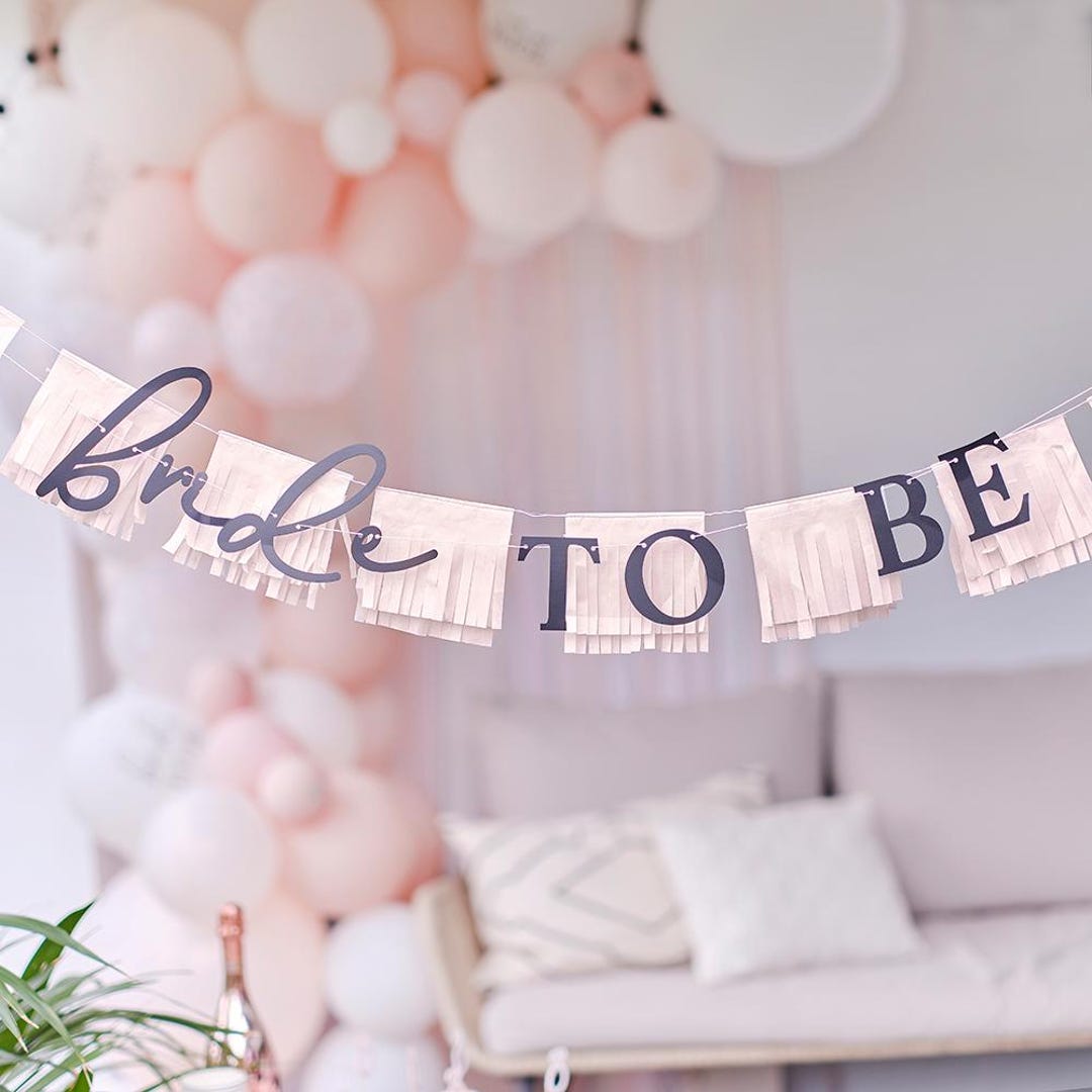 Bride to Be Banner, Hen Party Decorations, Bridal Shower Decor ...