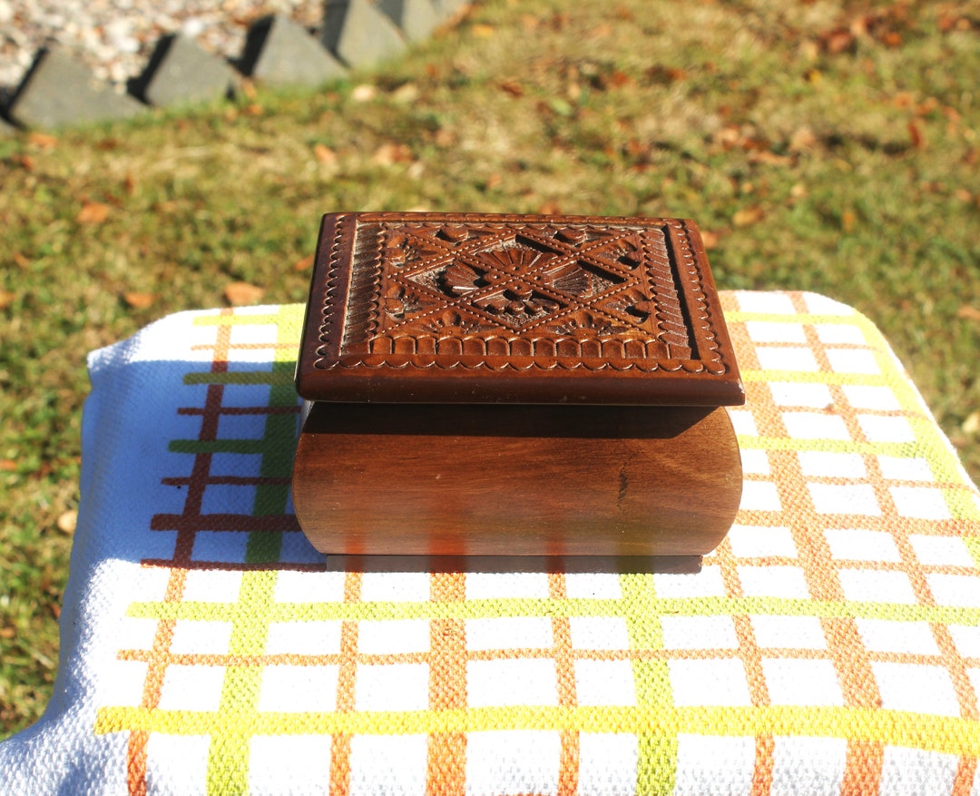 Vintage Walnut Wood Box With Deeply Carved Lid & Unusually Elegant ...